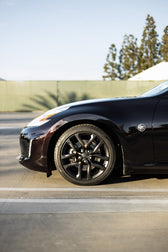 Gloss Black To Red Shift - Aura Vinyl